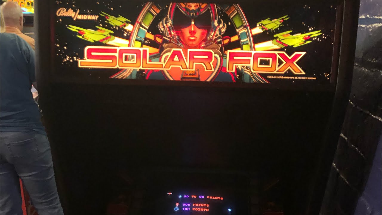 Solar Fox (1981) from Bally Midway - Arcadia/Pinball Paradise - YouTube
