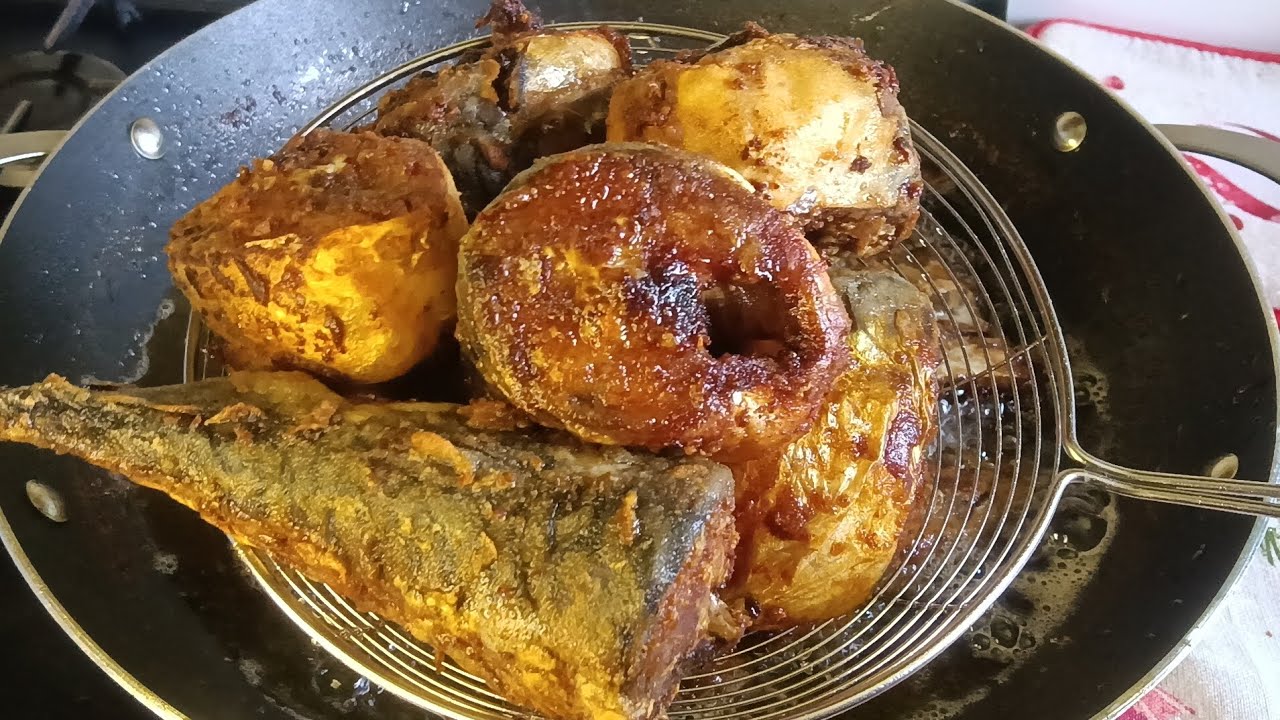 How To Make Crispy Fried Fish At Home - YouTube