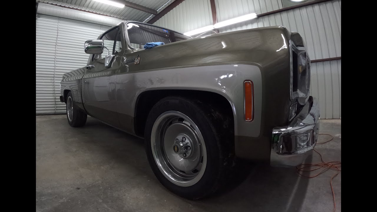 Hand striping a1976 Chevy C10 pinstriping - YouTube