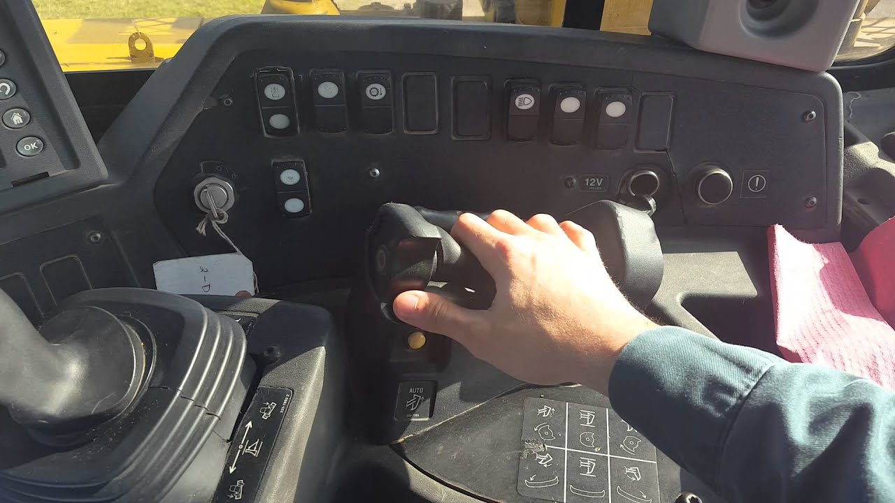 Basic Operation of a Caterpillar Dozer "How to" - YouTube