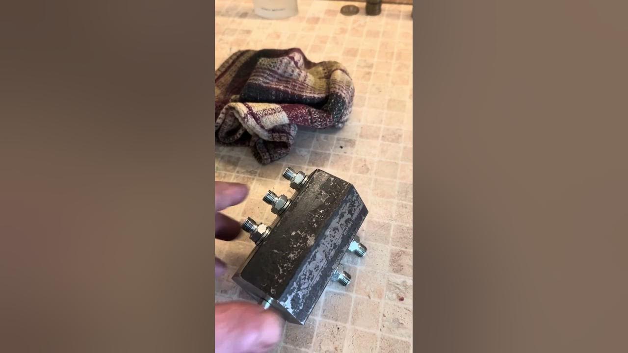 Самодельный гидронасос из домкрата и самодельный гидрораспределитель ...