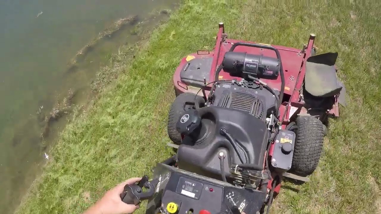 Exmark Turf Tracer X-Series 60" Mowing Action #2 - YouTube