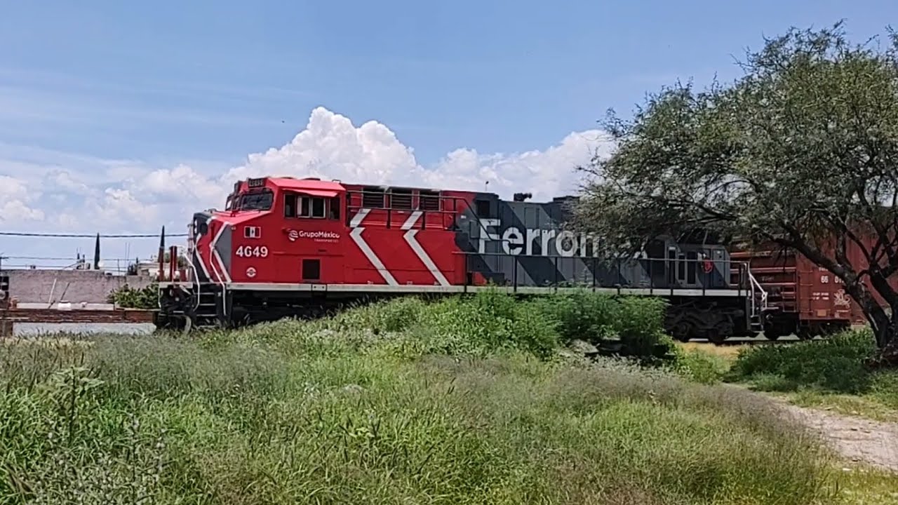¡NUEVA LOCACIÓN! 1 Sola GMXT Liderando un Convoy con 97 Vagones del ...
