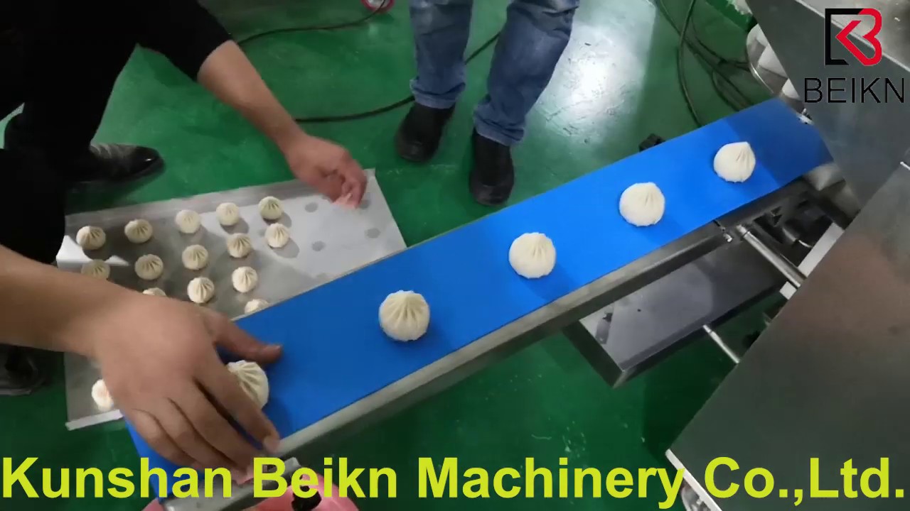 Chinese baozi/steamed stuffed bun/steamed bun making machine - YouTube