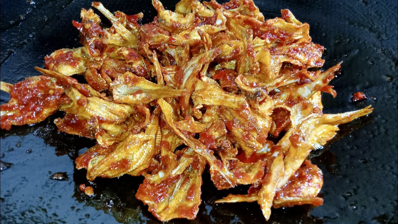 makanan feberet anak mertua🤣|| sambal ikan Masin crispy || masak simple ...