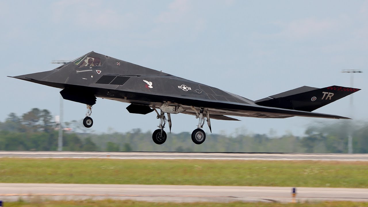 Ghost of Aviation F-117 Nighthawk Flying 41 years later - YouTube