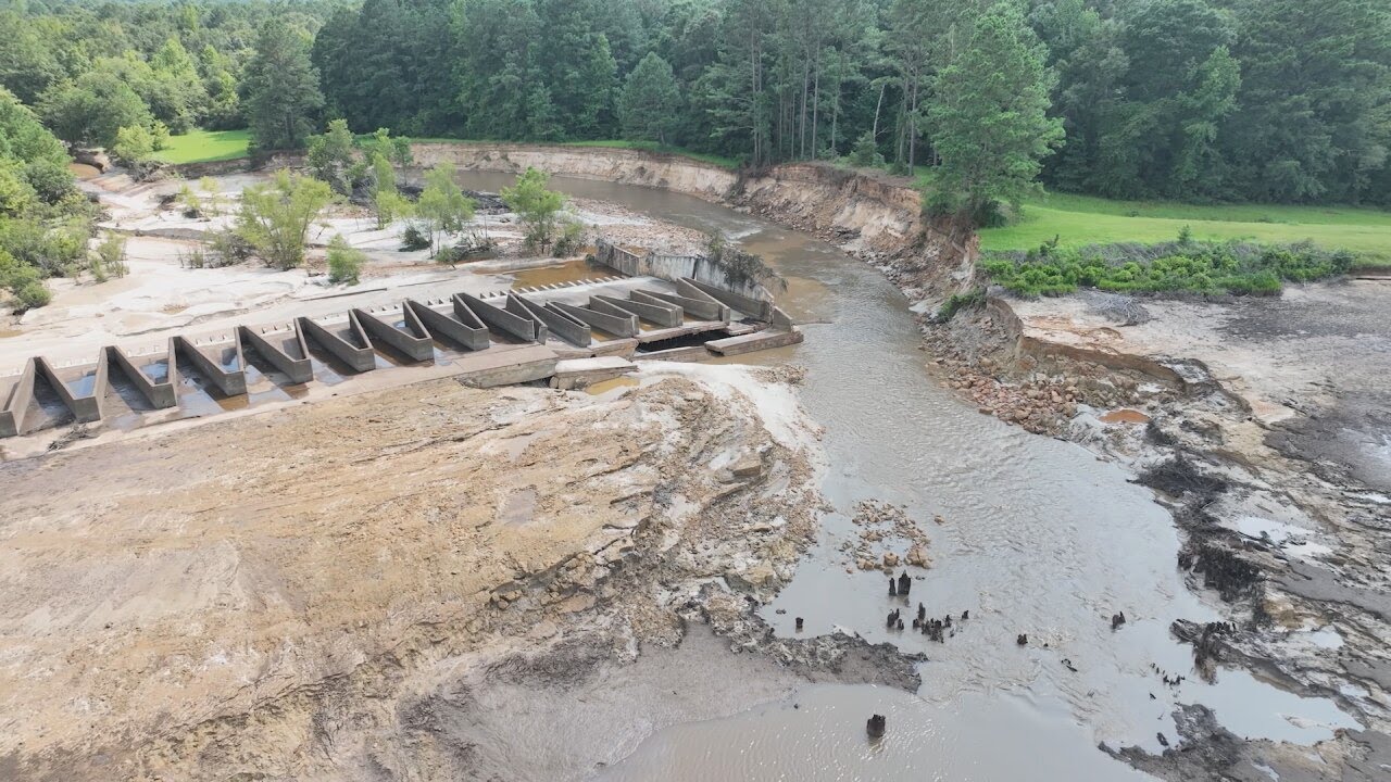 Pat Harrison Waterway District host public meeting about dam breach at ...