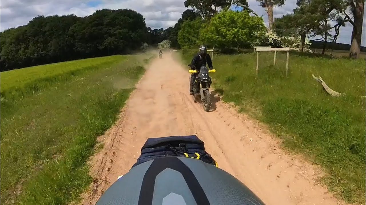 RAW: Yamaha T700 Sand riding rally style - YouTube