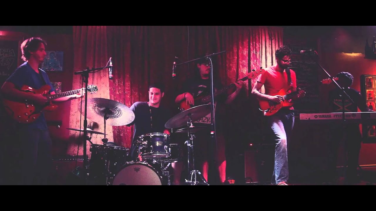 Squeedlepuss - "Somethin' to Crow About" - Live at the Funky Buddha ...