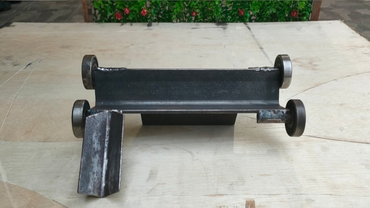 Creative idea to make an iron pipe turning tool to make work easier ...