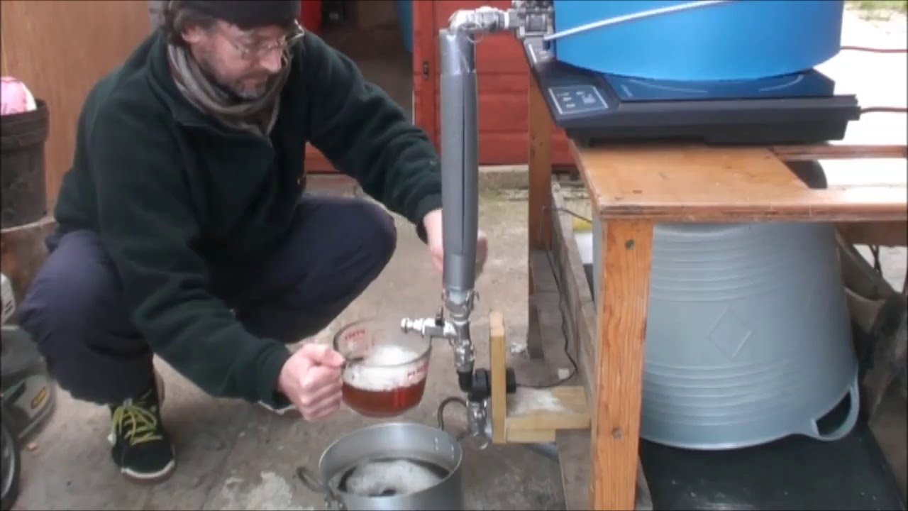 Mosaic Smash with own roasted grains + wort syrup (HBW 020) - YouTube