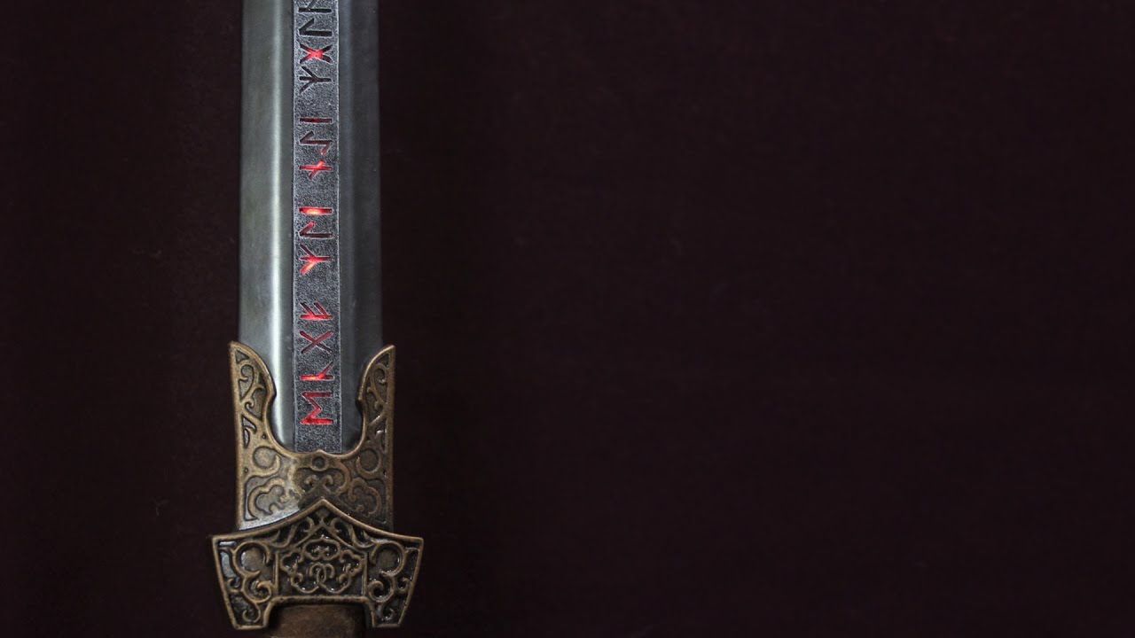 Rune blade