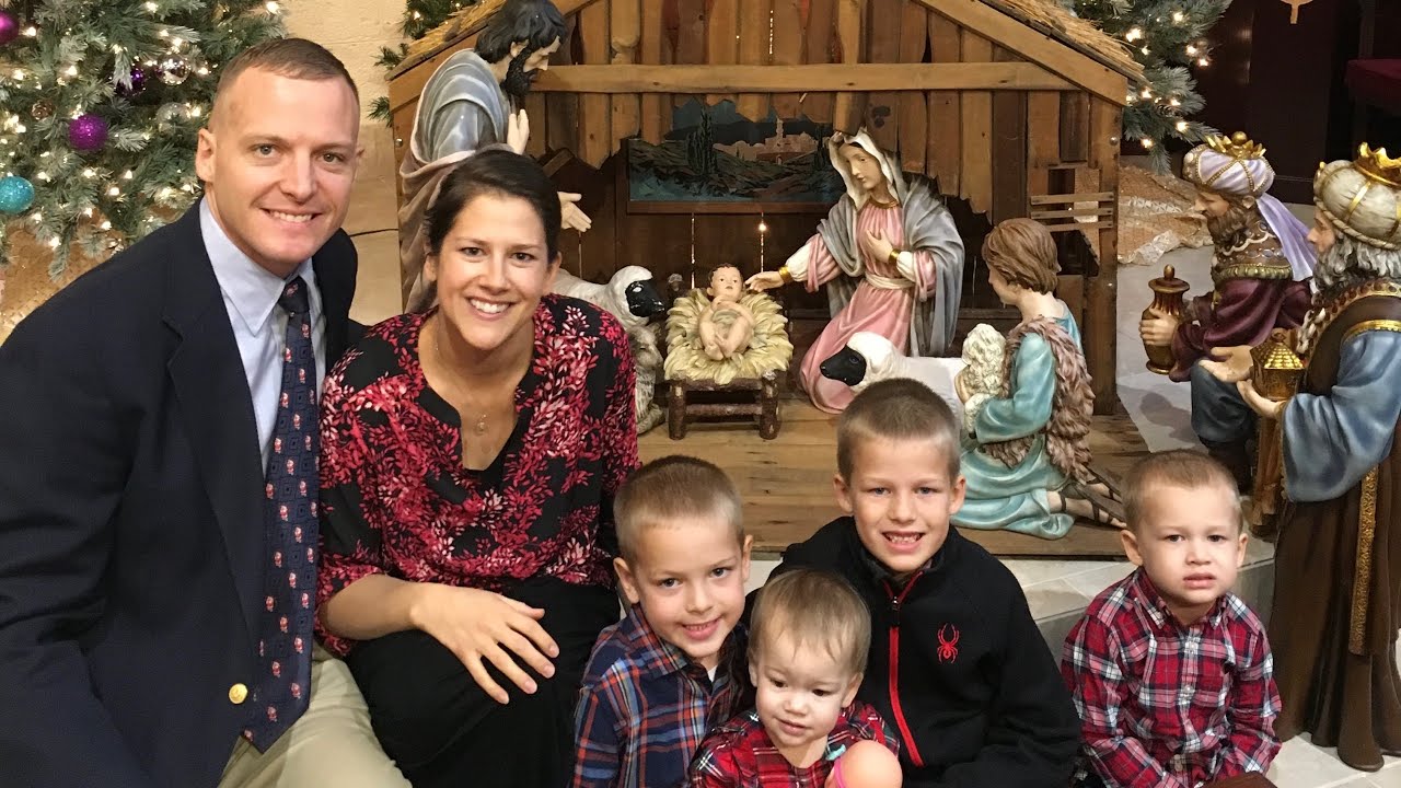 OUR CHRISTMAS TRADITIONS as a Family (& Christmas Eve) ~Catholic Mom ...