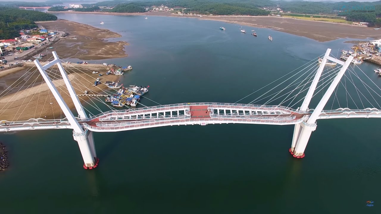 Aerial UHD Scenic View in South Korea "Hanseo University" (Explore S ...