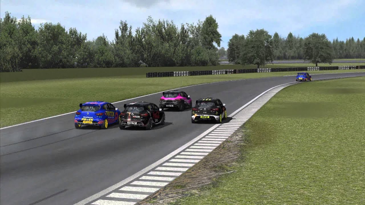 Core Racing Clio Cup race 2 from Poznan - YouTube