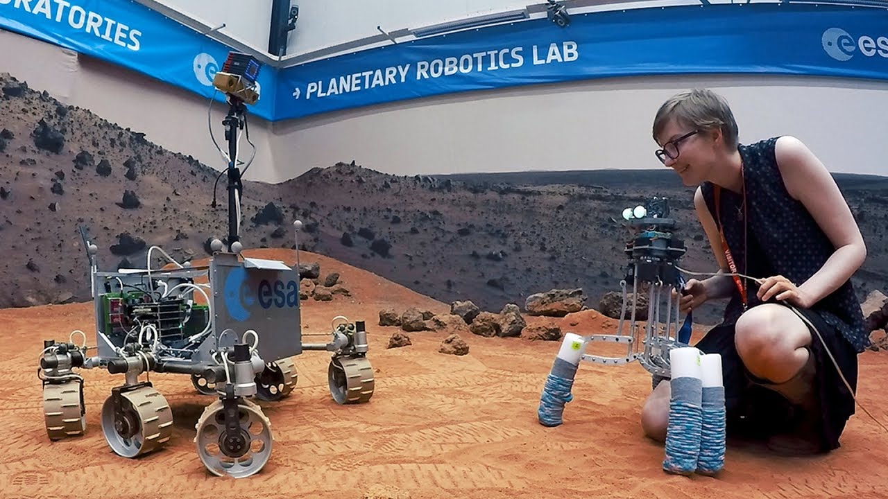Noodle's Play-Date in the Mars Yard at ESA! - YouTube