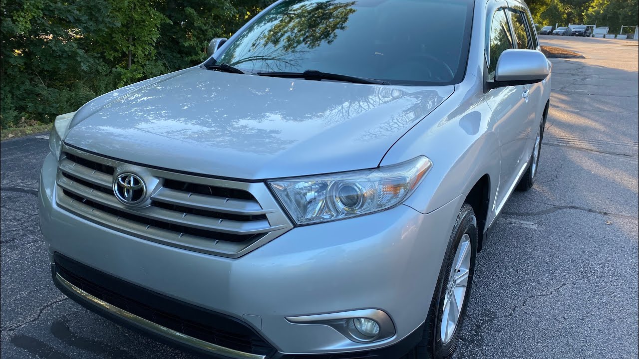 2011 Toyota Highlander SE V6 4x4 124k 3rd row fully loaded - YouTube