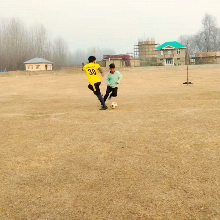 New Best Amazing Nutmeg football skill tutorial ⚽🥰 #football #skill ...