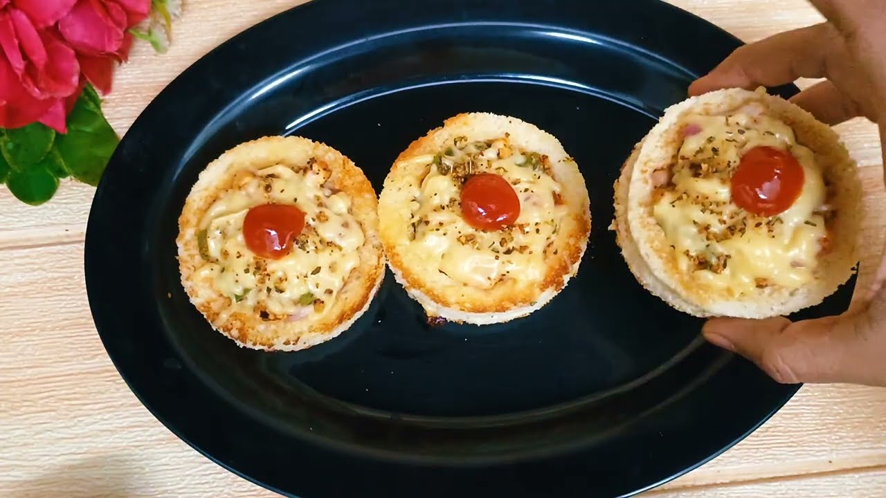 Crispy Cheese Burst Cheesy Disc On tawa| तवे पर बनाएं झटपट Cheese Burst ...