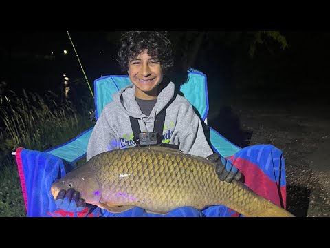 MY BIGGEST CARP EVER 20LB+!!!! Using pack bait common carp fishing at ...