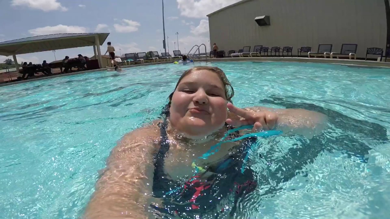 Day at pool in Sunbury - YouTube