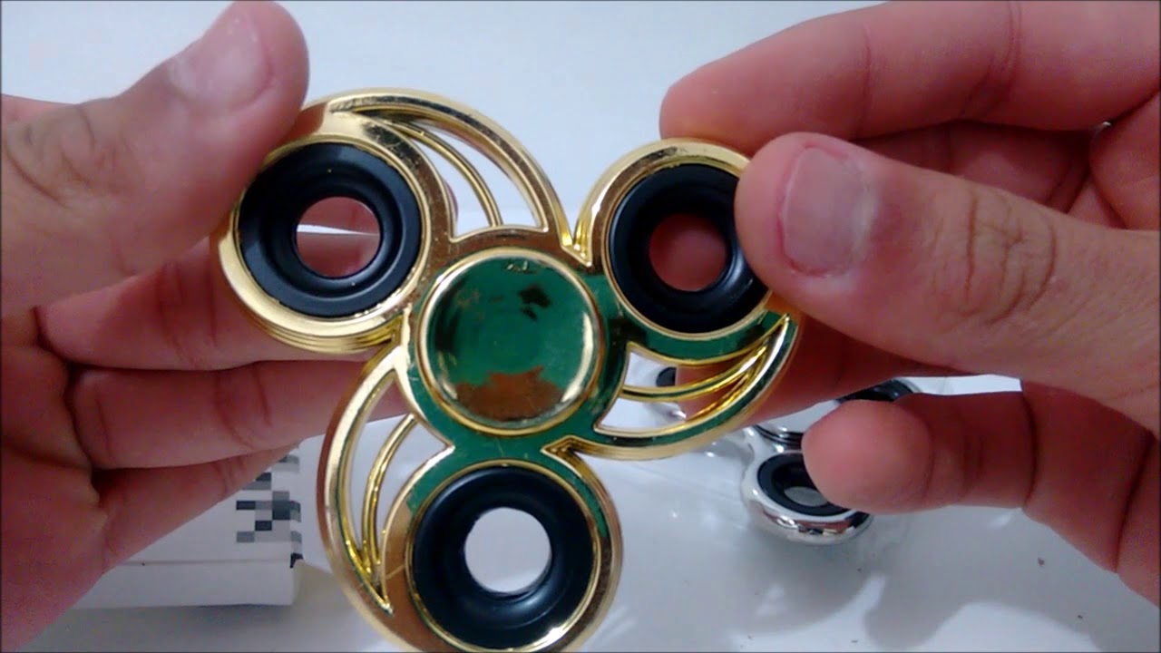 UNBOXING - FIDGET SPINNER DE OURO E PRATA ! - YouTube