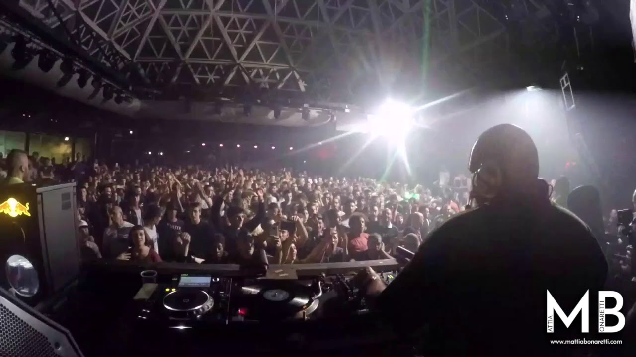 Moka Dj @ Memorabilia - Cocorico (25.11.2017) - YouTube