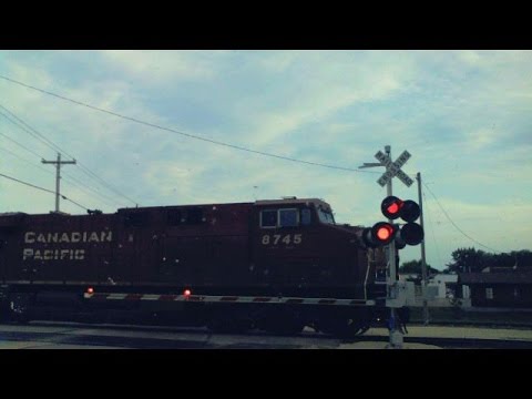 CP 8745 West CP 471 Train @ Eyota, MN (8-13-2015) - YouTube