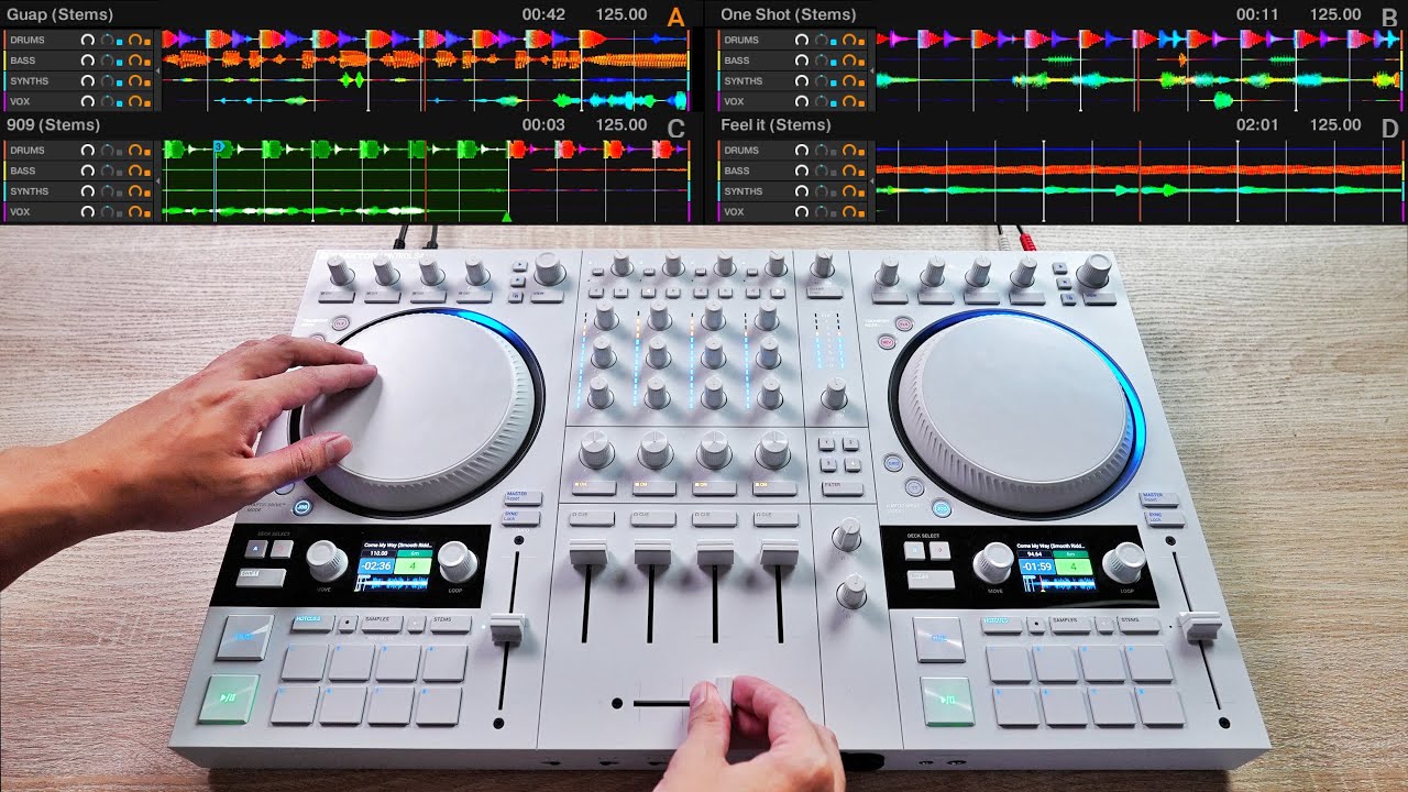 Pro DJ Does 4 Deck Mix on RARE White S4 | DJ Carlo Atendido - YouTube