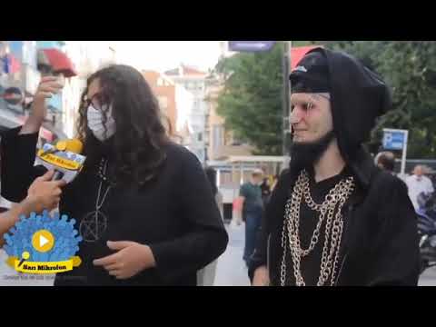 Şeytan olduklarını iddia eden gençler (sarı mikrofon) #shorts