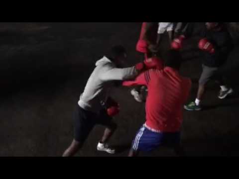 Addis Ababa police boxing team - YouTube