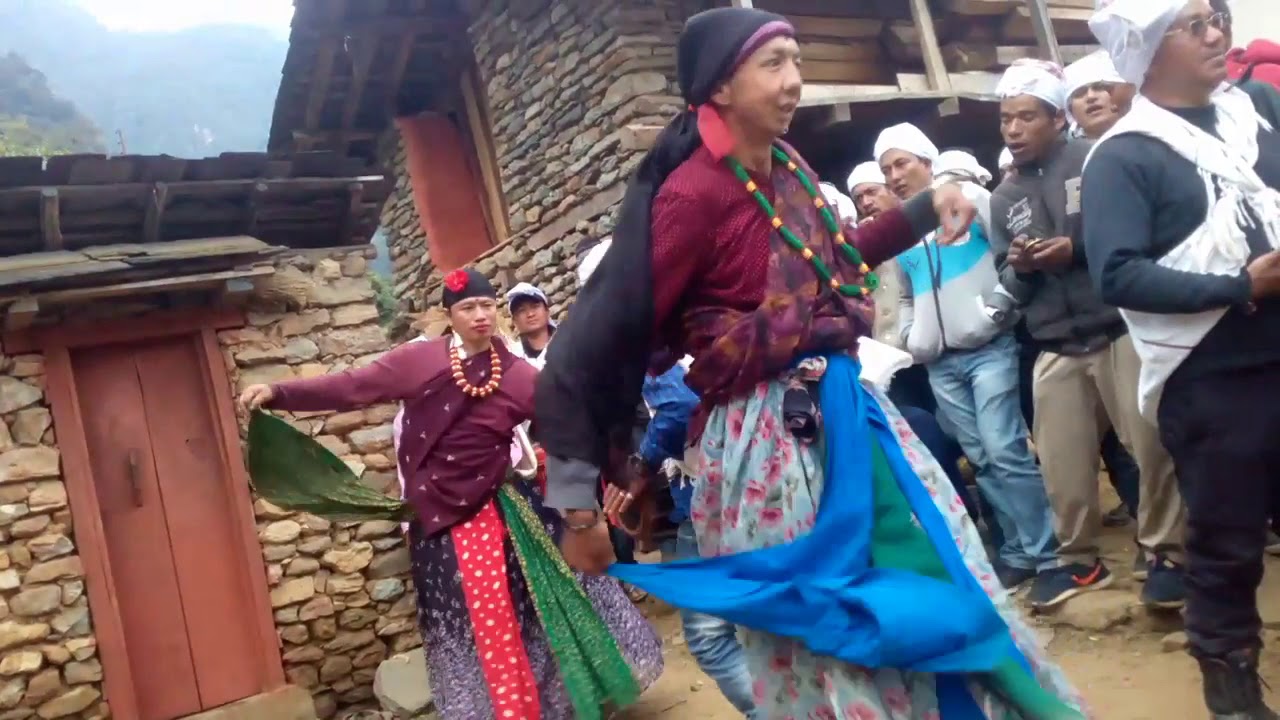 ठुलो भैलो || Most Popular Sorathi Dance From Pandavkhani Baglung ...