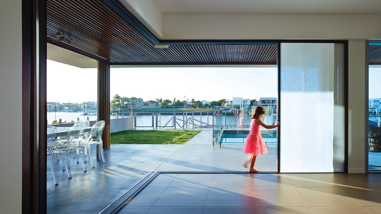 Effortless inside-outside living - YouTube