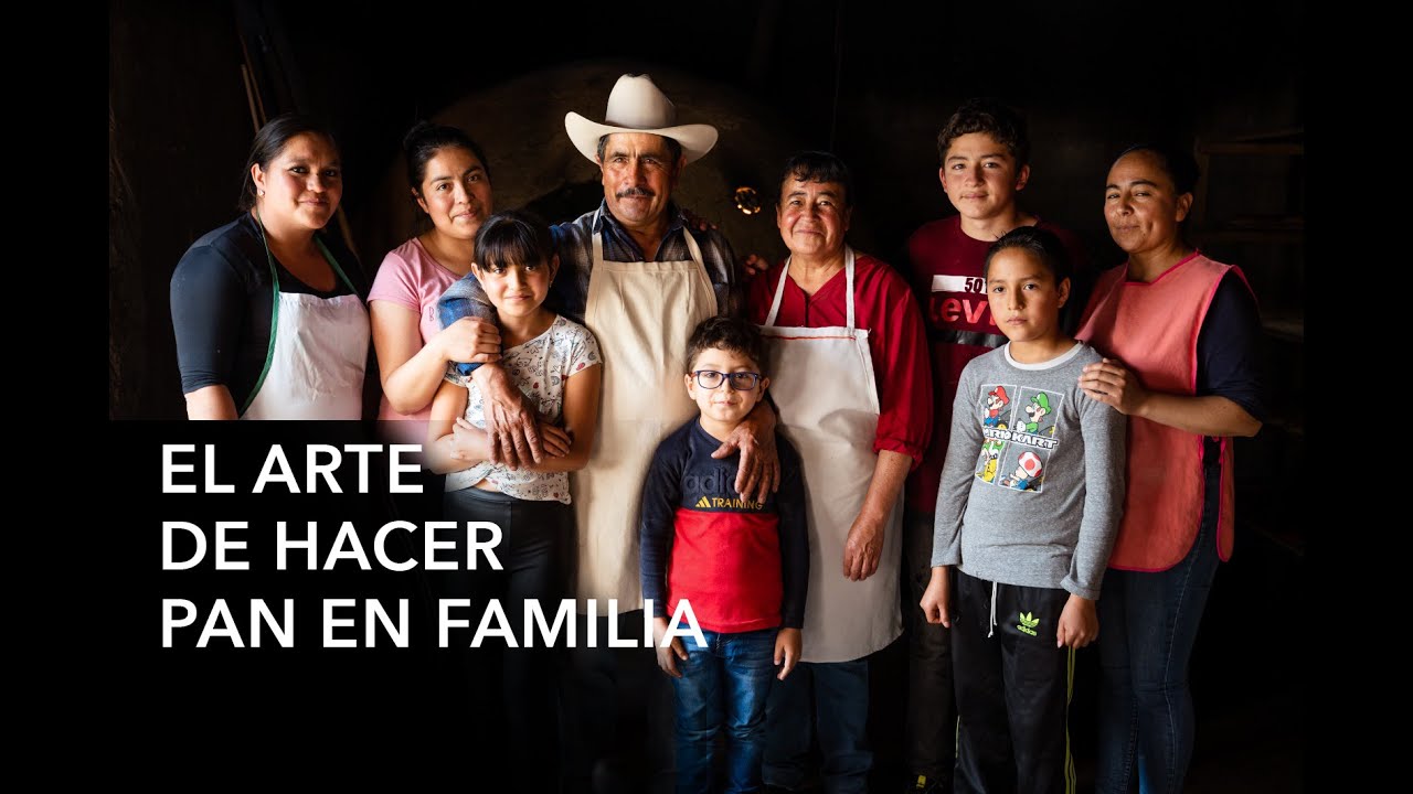 EL ARTE DE HACER PAN EN FAMILIA I "Seguiremos la tradición" - YouTube