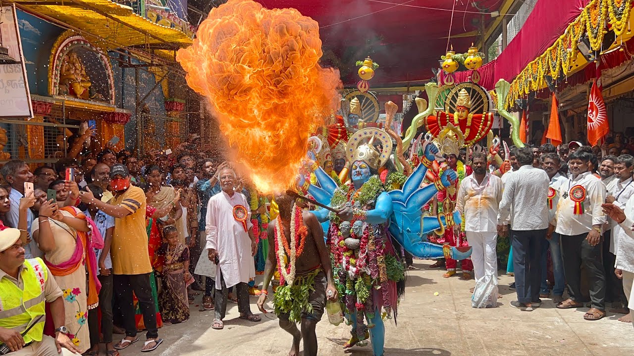 Kalika Dance at Secunderabad Bonalu jathara | Kali Mata Dance at ...