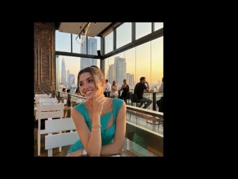 Hande ERCEL shared new photos from New York #handeerçel #handeercel 