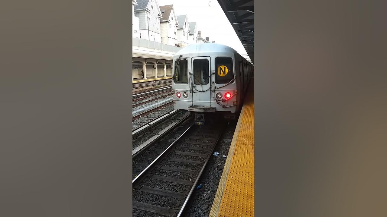 Coney Island Bound R46 N train entering and leaving Kings Highway - YouTube