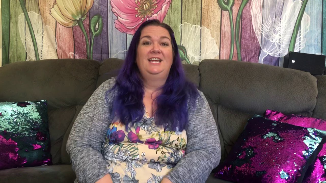 Miss Tammy sings and signs songs - YouTube