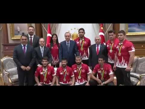 BİN KERE 'EVET' MARŞI