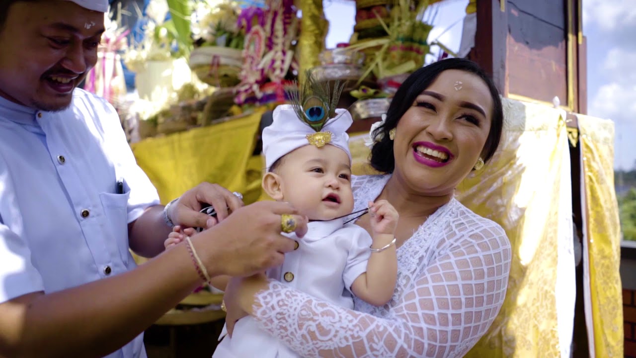 Balinese baby ceremony, mecolongan, otonan, tiga bulanan - YouTube