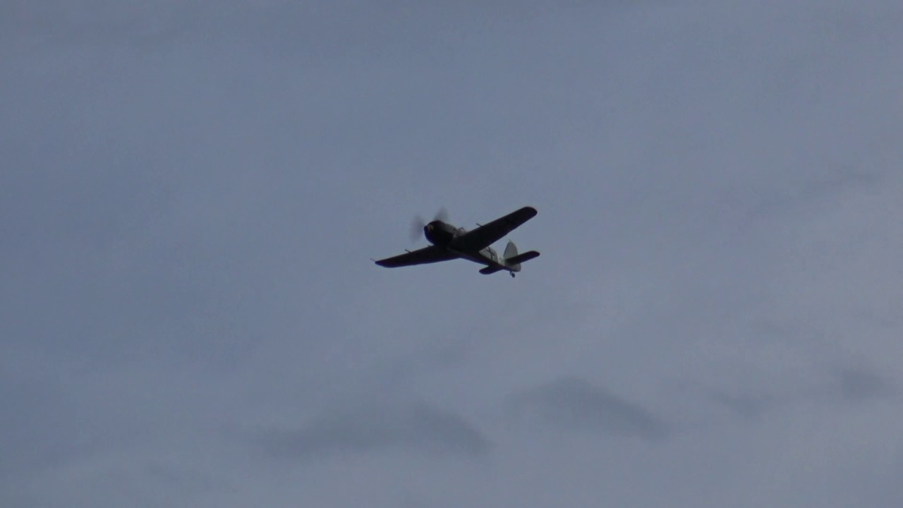 Pilot Scott maiden of the FMS 1.4M FW-190 R8 PNP VERSION - YouTube