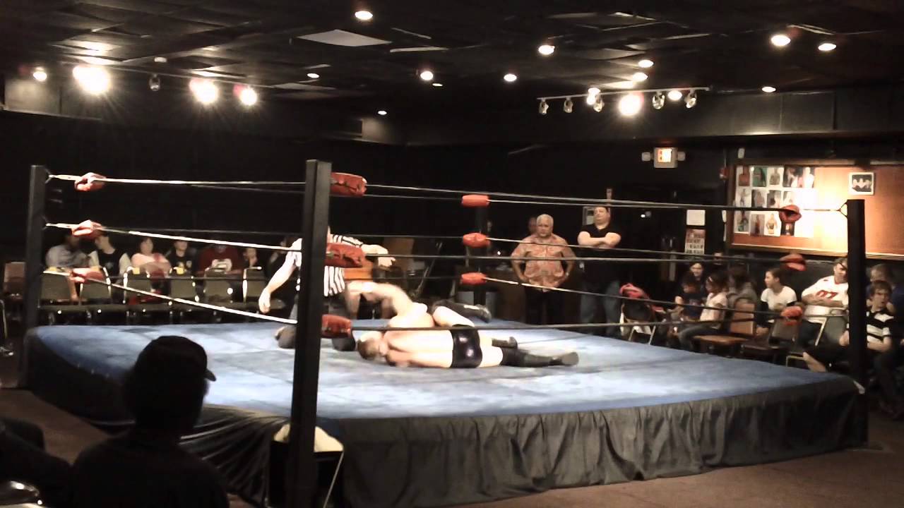 USWO 12/7/12-Steven Walters vs Drew Haskins - YouTube