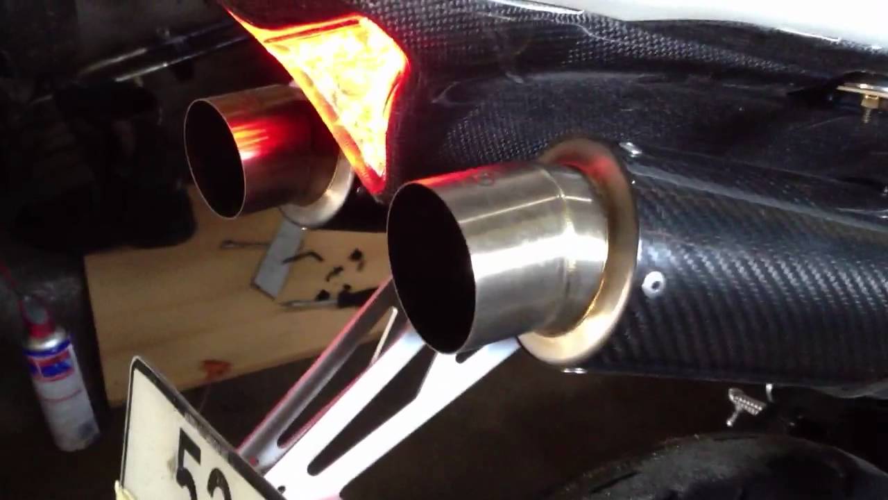 Yamaha R1 2009 danmoto exhaust - YouTube