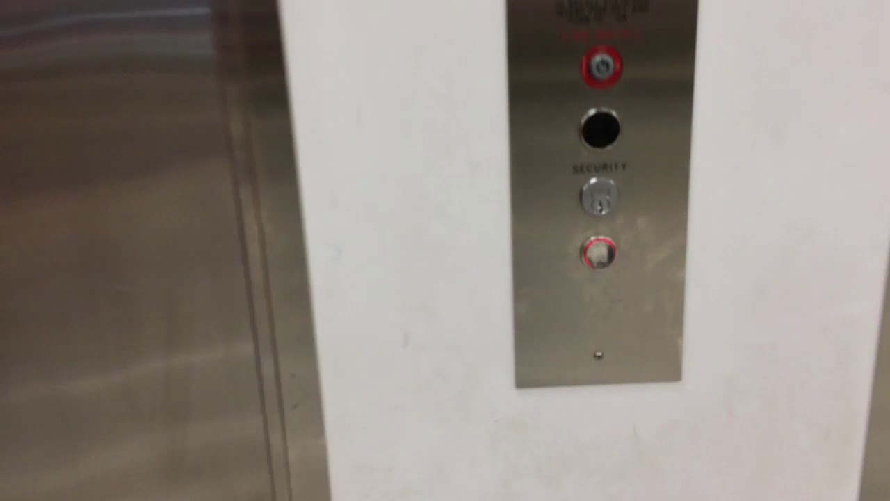 1999 Kone Series 220 (Mod by CKG) Hydraulic Elevator at Walmart ...