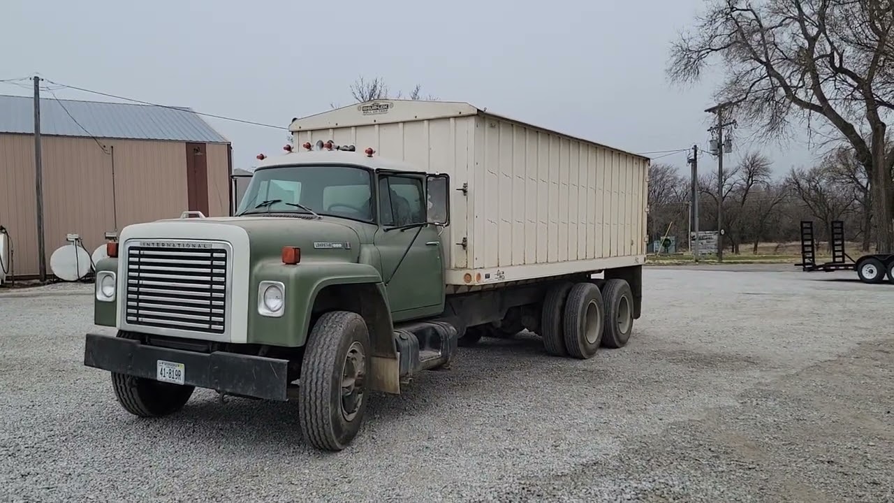 1975 International Grain Truck