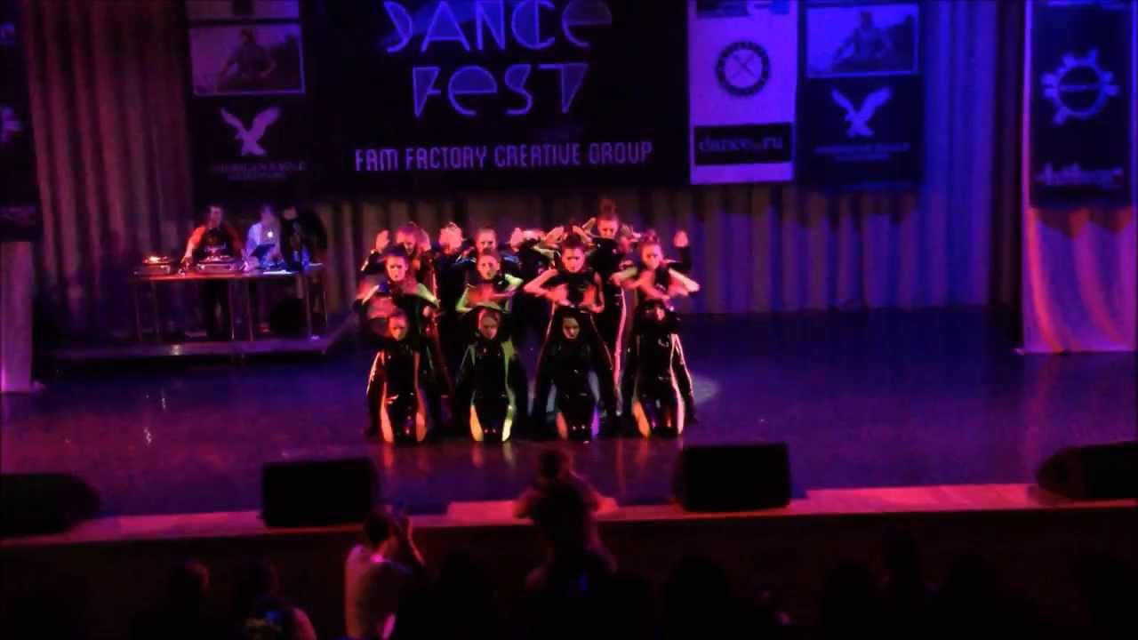 FDC-team / Autumn Dance Fest 2013 / FINEC DANCE COMMUNITY - YouTube