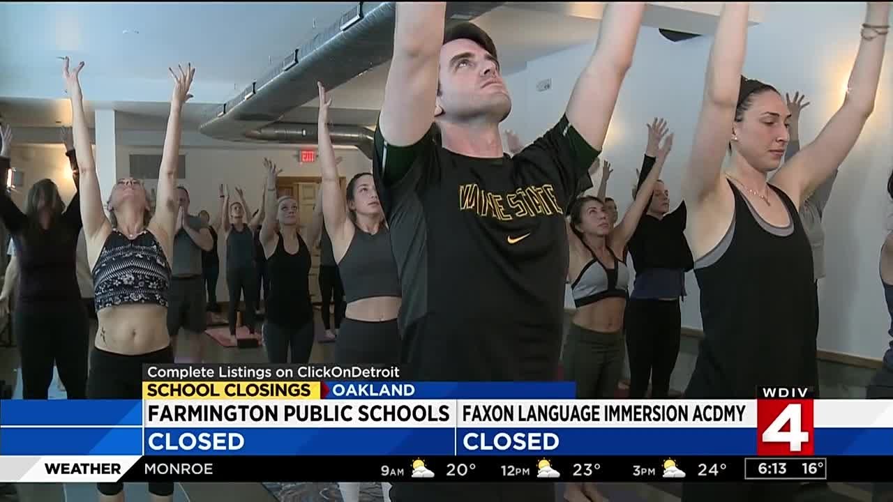 Fitness Friday: Stretch Zone - YouTube