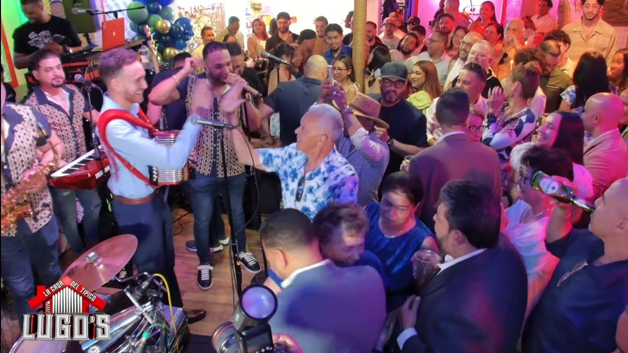Jose Lugo 50 Años - YouTube