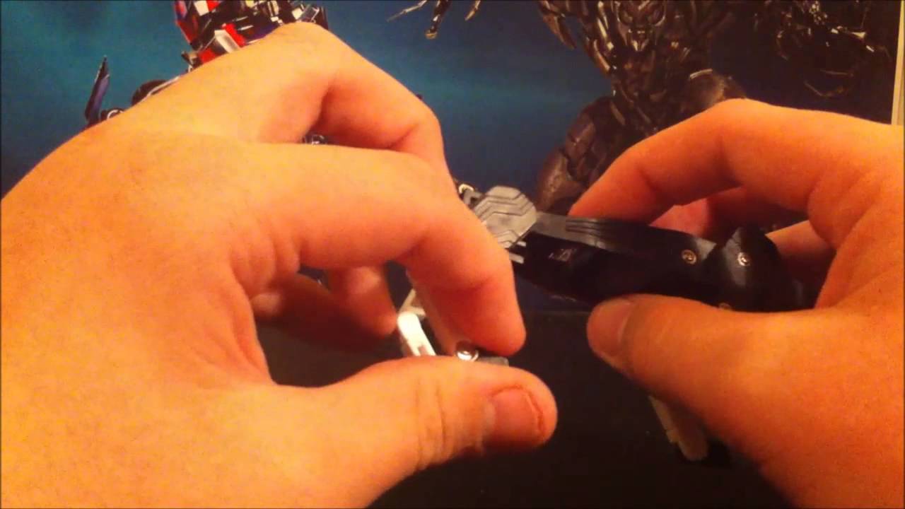 Video Review of the Transformers Device Label Ravage Flashdrive - YouTube