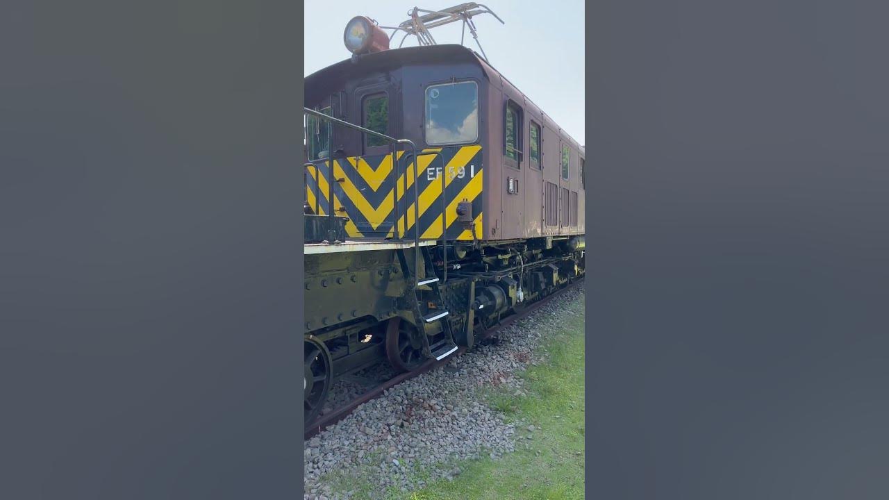 【かつての頼れる瀬野八ニキ】EF59！ - YouTube